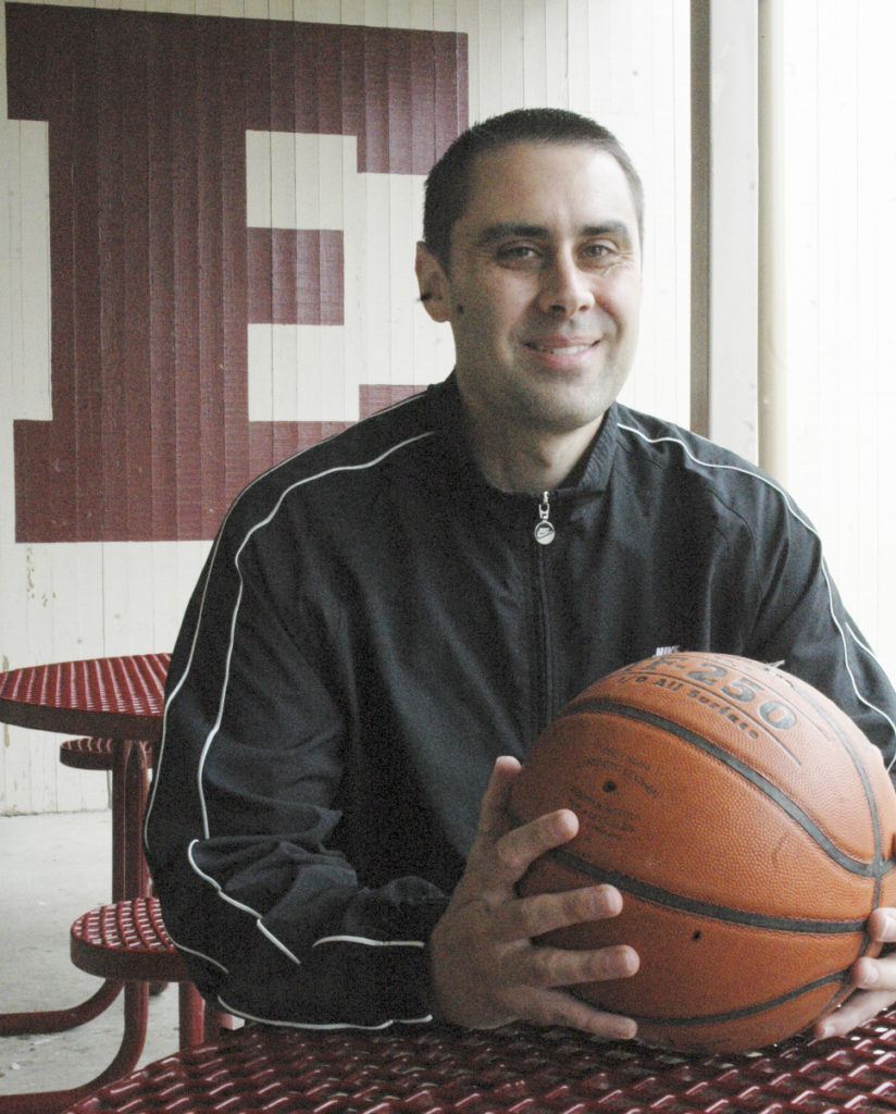 Enumclaw High School welcomes new basketball coach | Courier-Herald
