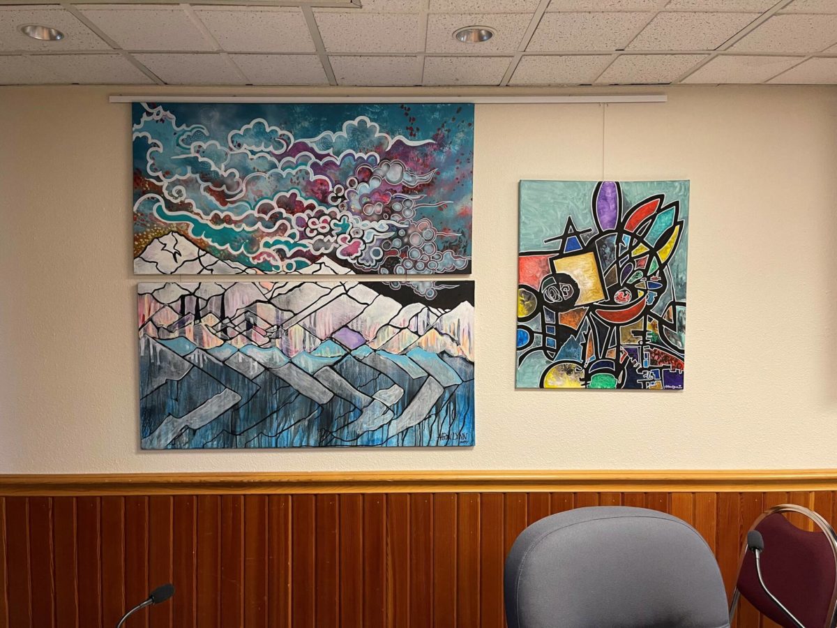 Art returns to city hall; featured artist Aaron Lynn | Courier-Herald