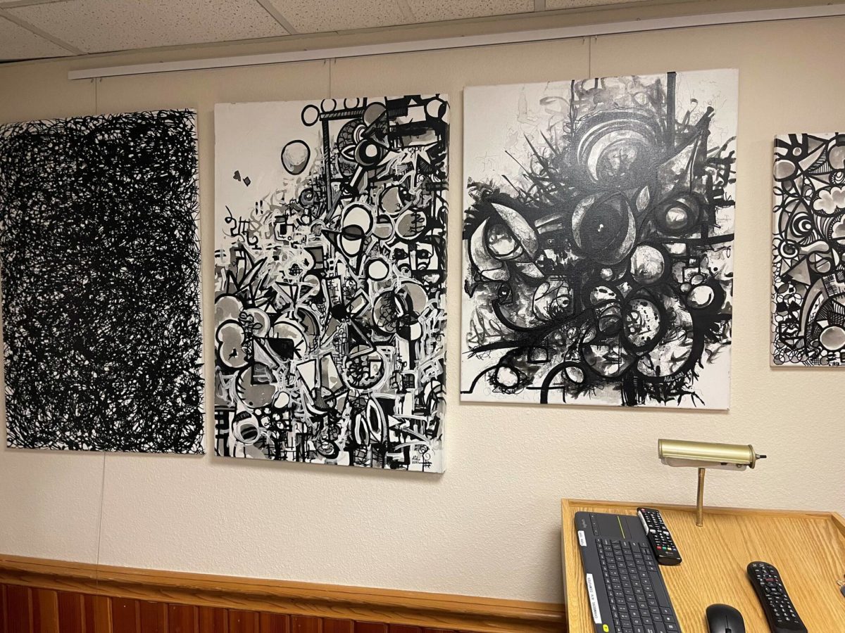 Art returns to city hall; featured artist Aaron Lynn | Courier-Herald