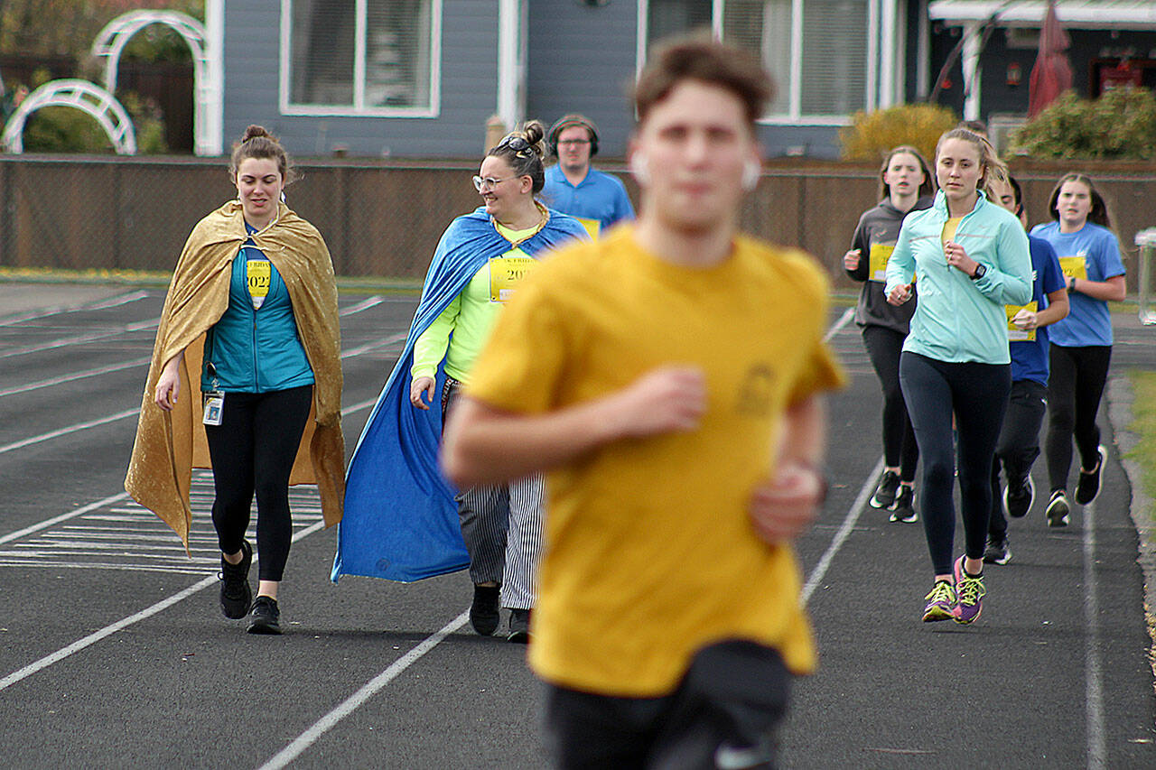 Photo gallery: Running to support Ukrainian refugees | Courier-Herald