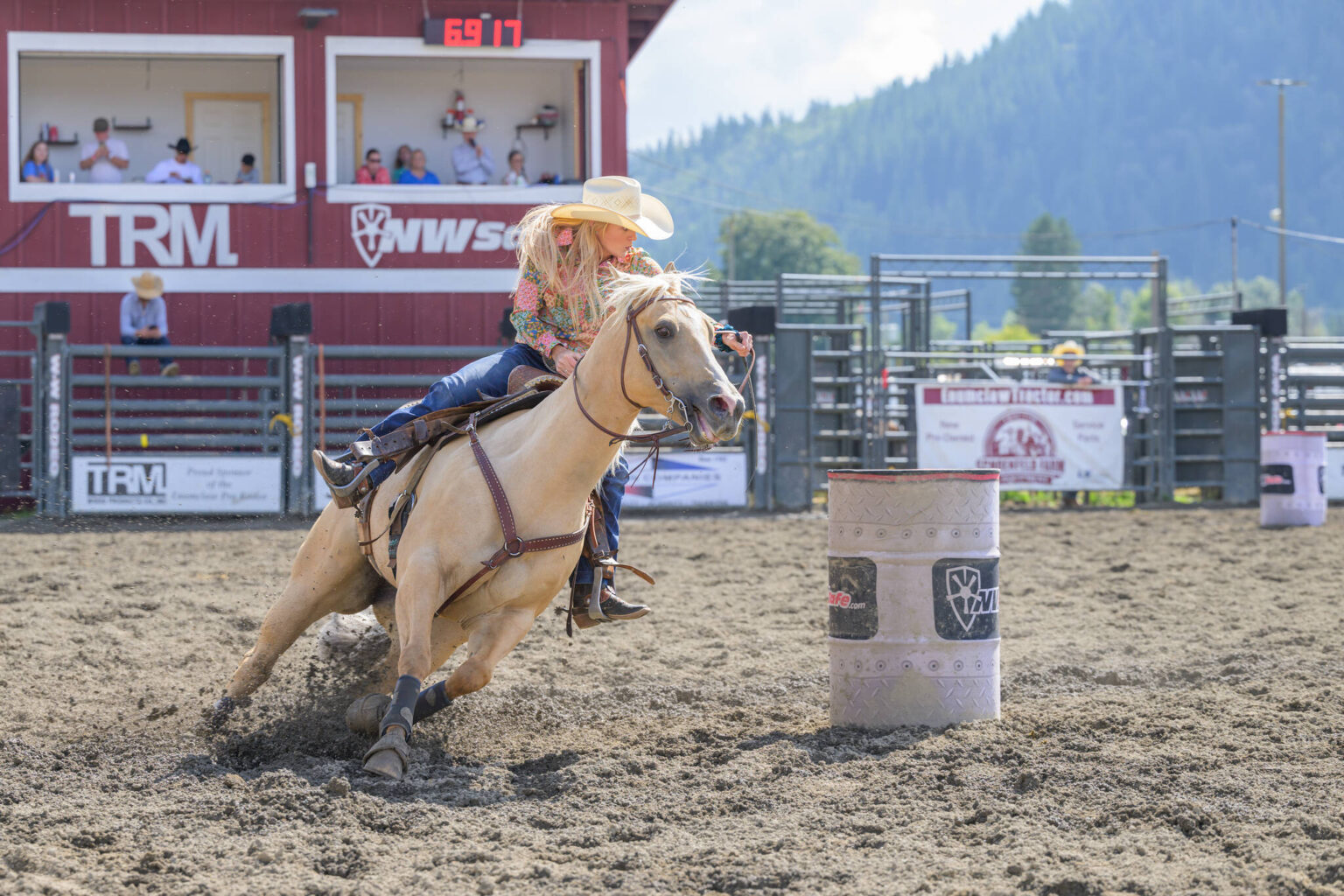 Racing, roping, and wrestling at the Enumclaw Rodeo | Results & Photos ...