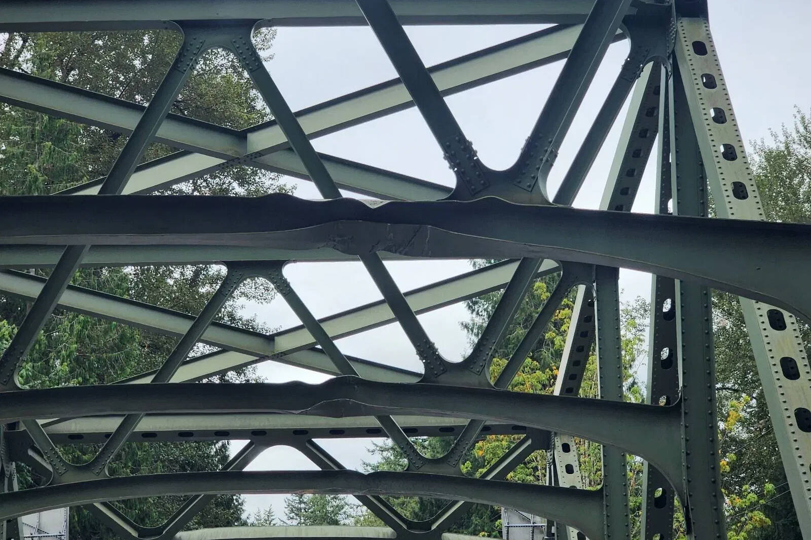 Gov. Ferguson issues emergency proclamation on White River Bridge ...