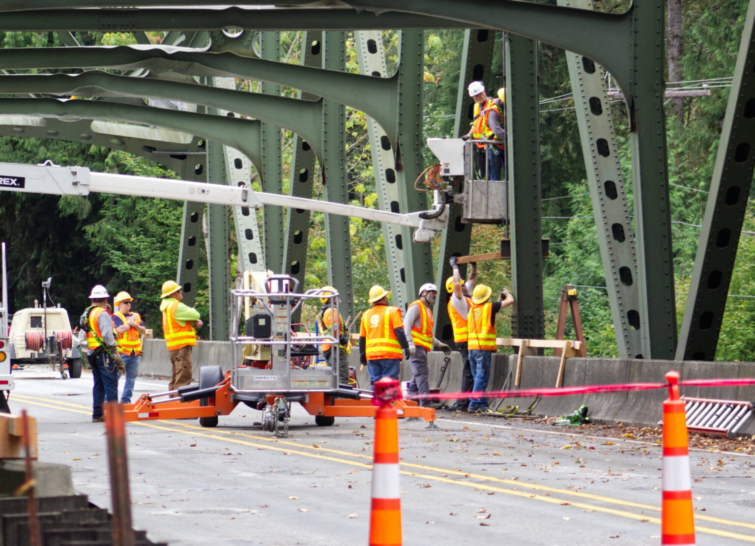 WSDOT completes temporary repairs early, signs private contract ...