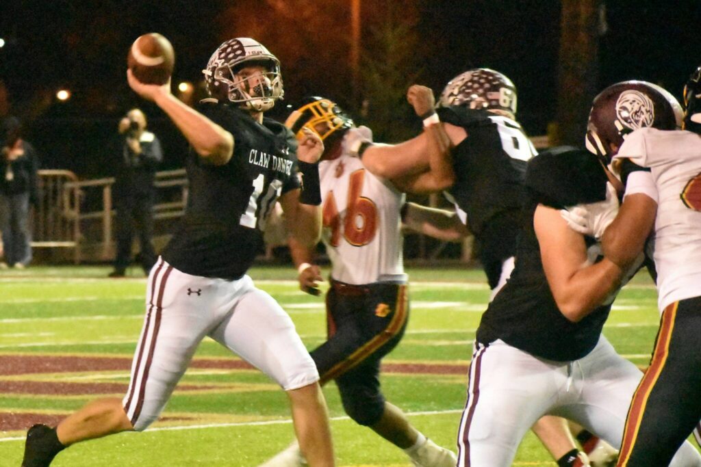 EHS, WRHS football continues to rack up wins | Courier-Herald