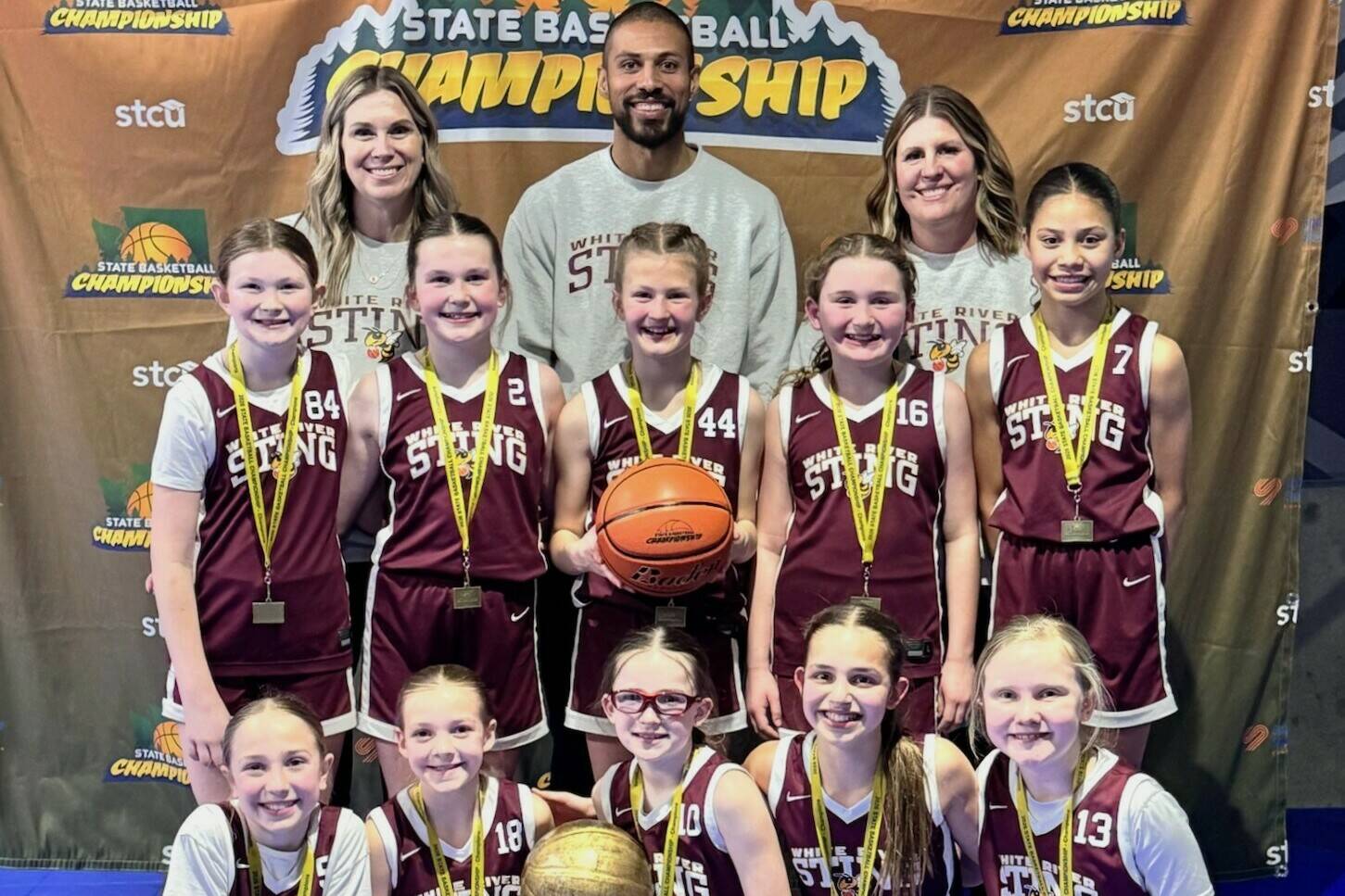Local fifth grade basketball team takes state championship | Courier-Herald