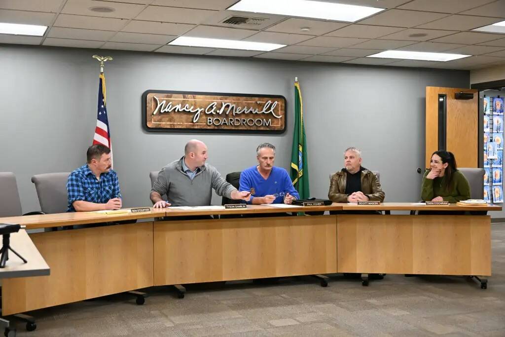 ESD union members voted “no confidence” in former superintendent before ...